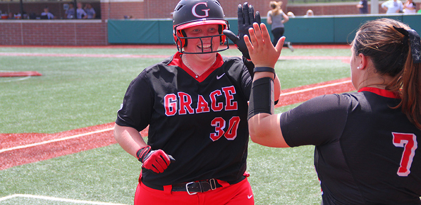 Grace College Softball Camps | Winona Lake, Indiana